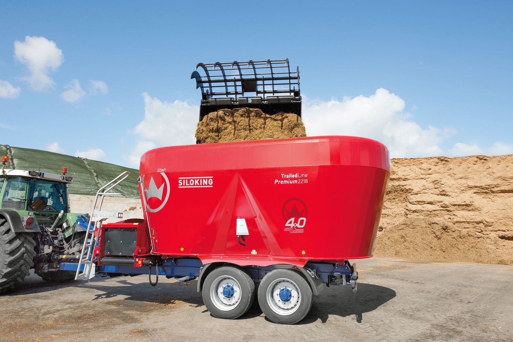 SILOKING TrailedLine 4.0 Premium during loading