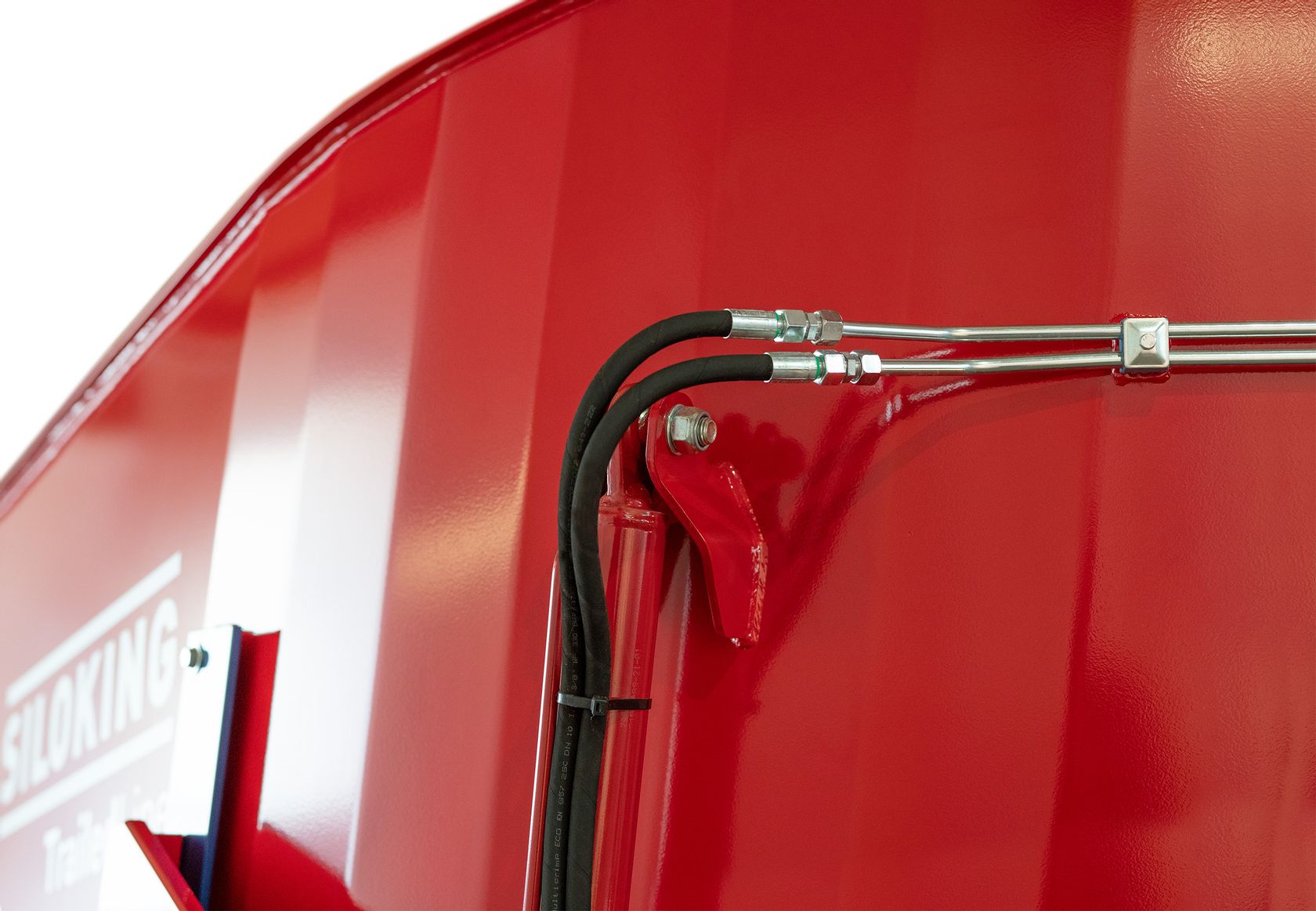 SILOKING TrailedLine Compact 10 hydraulic gate valve